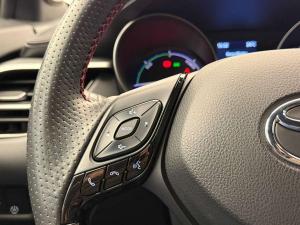 Черный Тойота C-HR 2022 в Паневежис, объемом двигателя 1.80 л и пробегом 58 тыс. км за 25490 €, фото 21 на AUTOMOTO.COM.LV