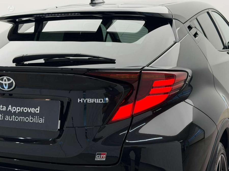Черный Тойота C-HR 2022 в Паневежис, объемом двигателя 1.80 л и пробегом 58 тыс. км за 25490 €, фото 38 на AUTOMOTO.COM.LV