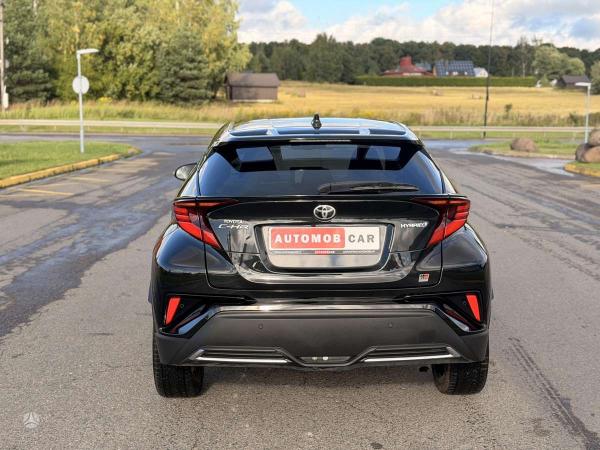 Melns Toyota C-HR 2022 Viļņa, ar dzinēja tilpumu 1.99 L un nobraukumu 50 tūkst. km par 24350 €, foto 8 vietnē AUTOMOTO.COM.LV