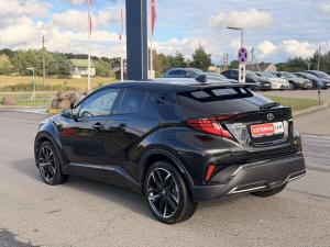 Black Toyota C-HR 2022 in Vilnius, with an engine capacity of 1.99 L and mileage of 50 thousand km for 24350 €, photo 11 on AUTOMOTO.COM.LV