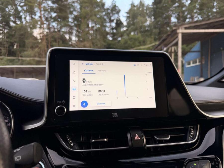 Black Toyota C-HR 2022 in Vilnius, with an engine capacity of 1.99 L and mileage of 50 thousand km for 24350 €, photo 37 on AUTOMOTO.COM.LV