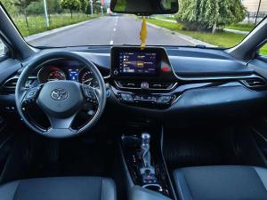 Black Toyota C-HR 2022 in Vilnius, with an engine capacity of 1.80 L and mileage of 209 thousand km for 16500 €, photo 17 on AUTOMOTO.COM.LV