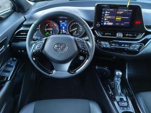 Black Toyota C-HR 2022 in Vilnius, with an engine capacity of 1.80 L and mileage of 209 thousand km for 16500 €, photo 18 on AUTOMOTO.COM.LV