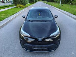 Black Toyota C-HR 2022 in Vilnius, with an engine capacity of 1.80 L and mileage of 209 thousand km for 16500 €, photo 22 on AUTOMOTO.COM.LV