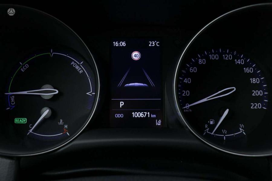 Черный Тойота C-HR 2022 в Вильнюс, объемом двигателя 2.00 л и пробегом 101 тыс. км за 25900 €, фото 14 на AUTOMOTO.COM.LV