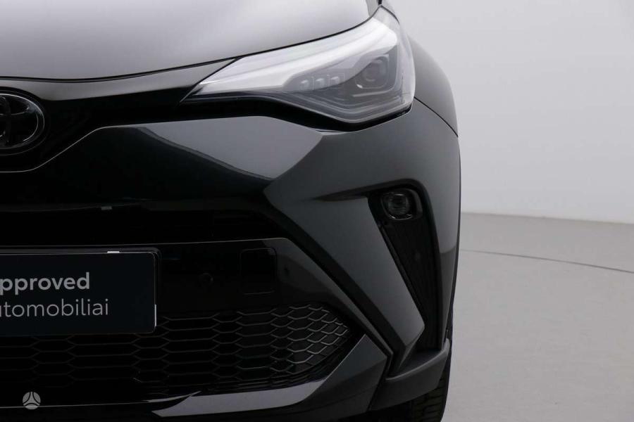 Черный Тойота C-HR 2022 в Вильнюс, объемом двигателя 2.00 л и пробегом 101 тыс. км за 25900 €, фото 20 на AUTOMOTO.COM.LV