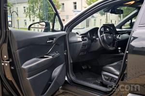 Черный Тойота C-HR 2022 в Рига, объемом двигателя 1.80 л и пробегом 70 тыс. км за 21950 €, фото 10 на AUTOMOTO.COM.LV