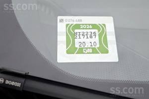 Черный Тойота C-HR 2022 в Рига, объемом двигателя 1.80 л и пробегом 70 тыс. км за 21950 €, фото 26 на AUTOMOTO.COM.LV