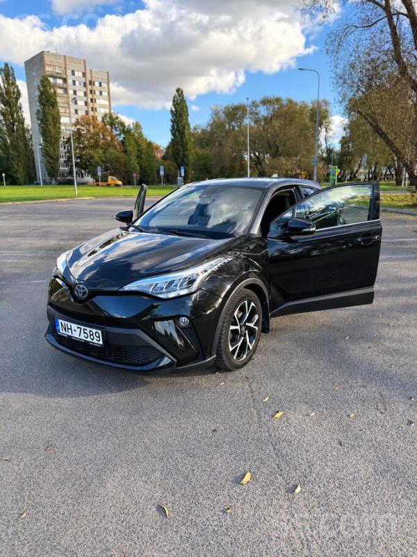 Melns Toyota C-HR 2022 Rīga, ar dzinēja tilpumu 1.80 L un nobraukumu 76 tūkst. km par 21000 €, foto 10 vietnē AUTOMOTO.COM.LV