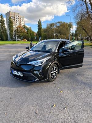 Черный Тойота C-HR 2022 в Рига, объемом двигателя 1.80 л и пробегом 76 тыс. км за 21000 €, фото 10 на AUTOMOTO.COM.LV