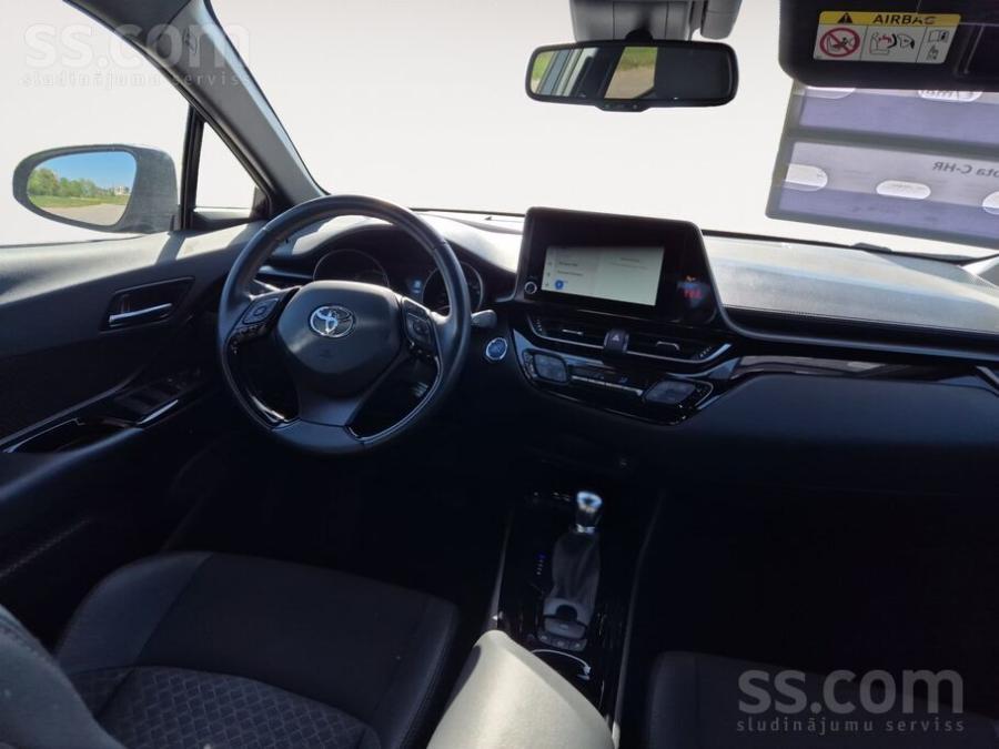 Melns Toyota C-HR 2023 Rīga, ar dzinēja tilpumu 1.80 L un nobraukumu 34 tūkst. km par 24900 €, foto 7 vietnē AUTOMOTO.COM.LV