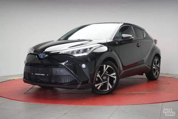 Melns Toyota C-HR 2023 Kauņa, ar dzinēja tilpumu 2.00 L un nobraukumu 31 tūkst. km par 28055 €, foto 3 vietnē AUTOMOTO.COM.LV