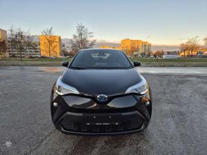 Черный Тойота C-HR 2023 в Паневежис, объемом двигателя 1.80 л и пробегом 255 тыс. км за 15100 €, фото 7 на AUTOMOTO.COM.LV