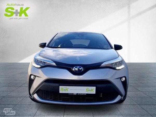 Black Toyota C-HR 2023 in Kaunas, with an engine capacity of 2.00 L and mileage of 25 thousand km for 29188 €, photo 5 on AUTOMOTO.COM.LV