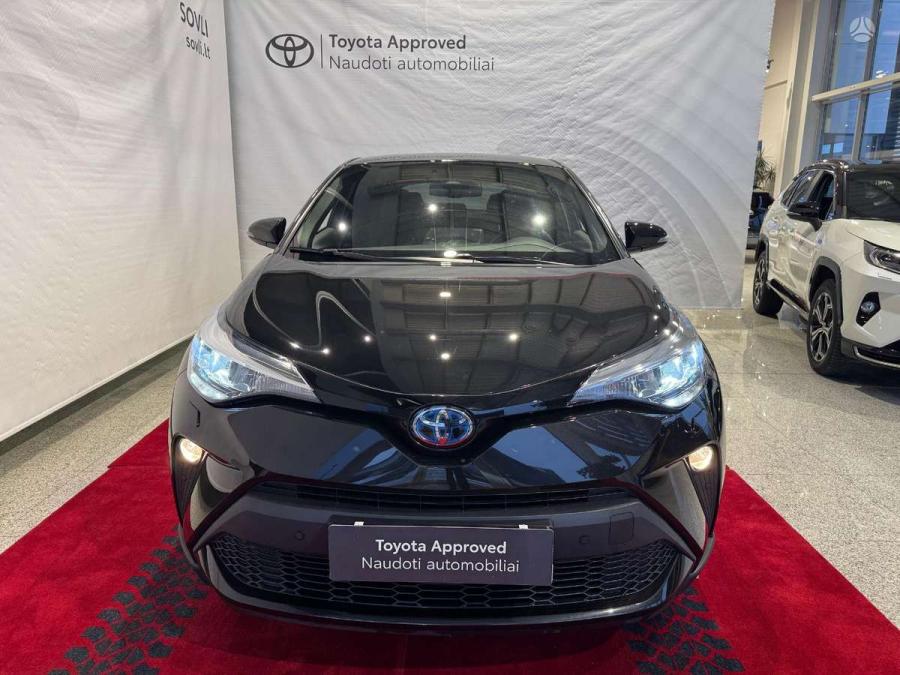 Melns Toyota C-HR 2023 Šauļi, ar dzinēja tilpumu 1.80 L un nobraukumu 50 tūkst. km par 23500 €, foto 3 vietnē AUTOMOTO.COM.LV