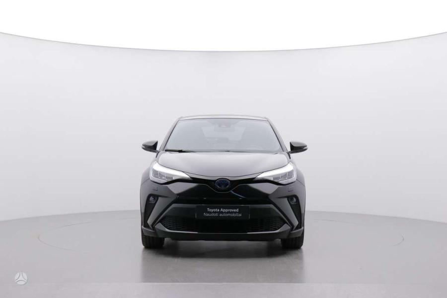 Черный Тойота C-HR 2023 в Вильнюс, объемом двигателя 1.80 л и пробегом 38 тыс. км за 23500 €, фото 6 на AUTOMOTO.COM.LV