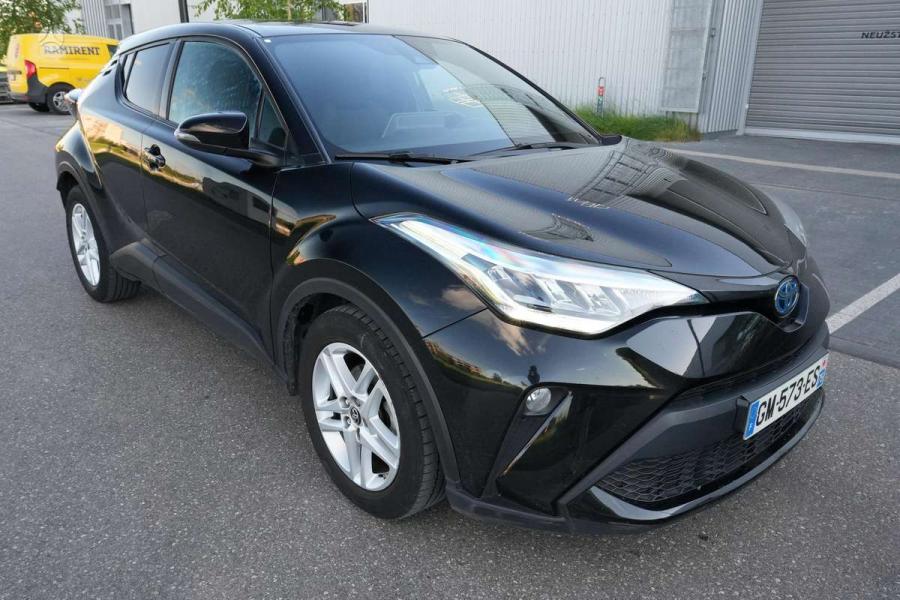 Черный Тойота C-HR 2023 в Вильнюс, объемом двигателя 1.80 л и пробегом 189 тыс. км за 17599 €, фото 5 на AUTOMOTO.COM.LV