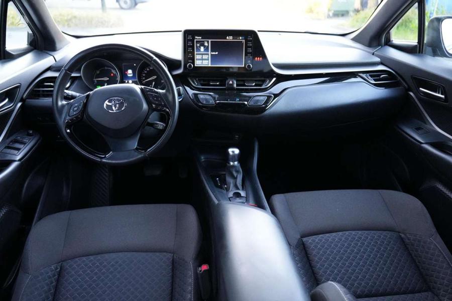 Черный Тойота C-HR 2023 в Вильнюс, объемом двигателя 1.80 л и пробегом 189 тыс. км за 17599 €, фото 15 на AUTOMOTO.COM.LV