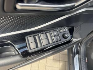 Черный Тойота C-HR 2023 в Мариямполе, объемом двигателя 1.99 л и пробегом 24 тыс. км за 25990 €, фото 13 на AUTOMOTO.COM.LV