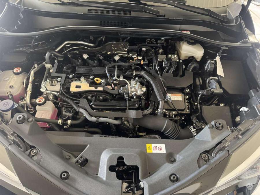 Черный Тойота C-HR 2023 в Мариямполе, объемом двигателя 1.99 л и пробегом 24 тыс. км за 25990 €, фото 30 на AUTOMOTO.COM.LV