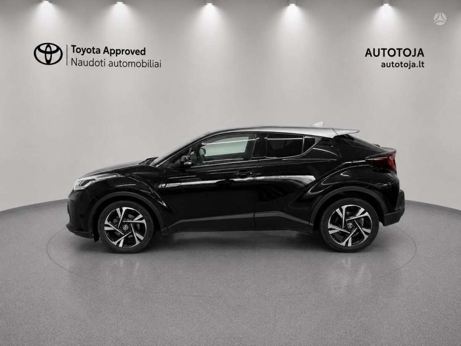 Melns Toyota C-HR 2023 Kauņa, ar dzinēja tilpumu 1.80 L un nobraukumu 90 tūkst. km par 24900 €, foto 4 vietnē AUTOMOTO.COM.LV