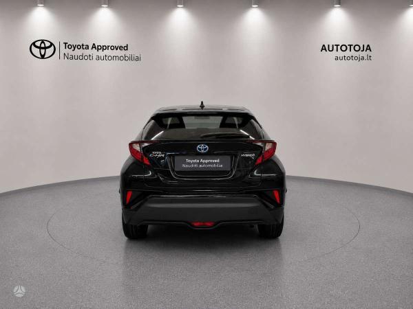 Melns Toyota C-HR 2023 Kauņa, ar dzinēja tilpumu 1.80 L un nobraukumu 90 tūkst. km par 24900 €, foto 4 vietnē AUTOMOTO.COM.LV