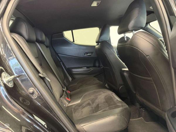 Melns Toyota C-HR 2023 Kauņa, ar dzinēja tilpumu 1.80 L un nobraukumu 90 tūkst. km par 24900 €, foto 7 vietnē AUTOMOTO.COM.LV