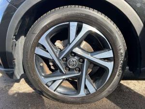 Melns Toyota C-HR 2023 Klaipėda, ar dzinēja tilpumu 1.80 L un nobraukumu 102 tūkst. km par 25000 €, foto 16 vietnē AUTOMOTO.COM.LV
