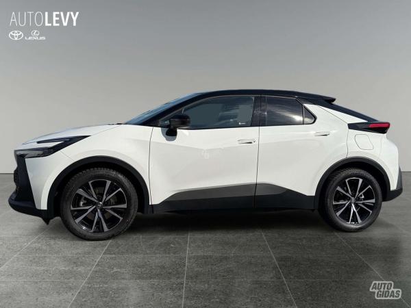 Черный Тойота C-HR 2024 в Каунас, объемом двигателя 2.00 л и пробегом 10 тыс. км за 33209 €, фото 3 на AUTOMOTO.COM.LV