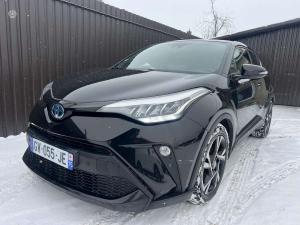Melns Toyota C-HR 2024 Kauņa, ar dzinēja tilpumu 1.80 L un nobraukumu 62 tūkst. km par 14500 €, foto  vietnē AUTOMOTO.COM.LV