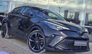 Черный Тойота C-HR 2024 в Каунас, объемом двигателя 2.00 л и пробегом 67 тыс. км за 29497 €, фото 2 на AUTOMOTO.COM.LV