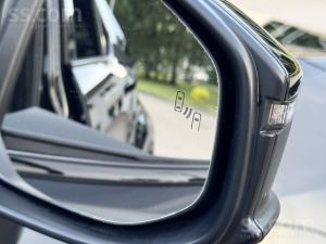 Black Toyota C-HR 2024 in Jelgava, with an engine capacity of 2.00 L and mileage of 39 thousand km for 32500 €, photo 21 on AUTOMOTO.COM.LV