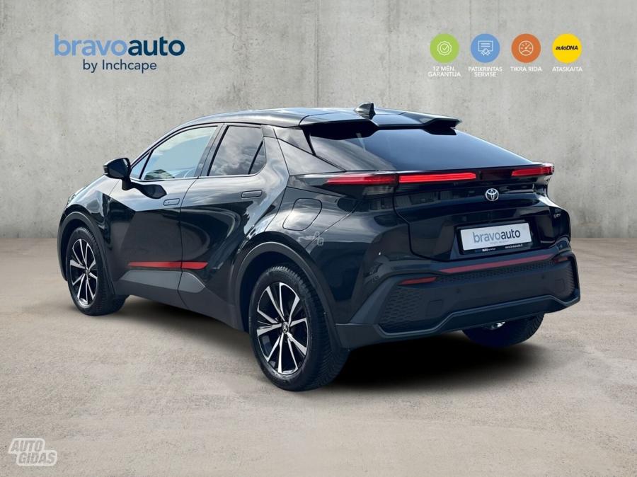 Melns Toyota C-HR 2024 Kauņa, ar dzinēja tilpumu 1.80 L un nobraukumu 50 tūkst. km par 29771 €, foto 4 vietnē AUTOMOTO.COM.LV