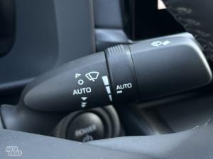 Melns Toyota C-HR 2024 Kauņa, ar dzinēja tilpumu 1.80 L un nobraukumu 50 tūkst. km par 29771 €, foto 25 vietnē AUTOMOTO.COM.LV