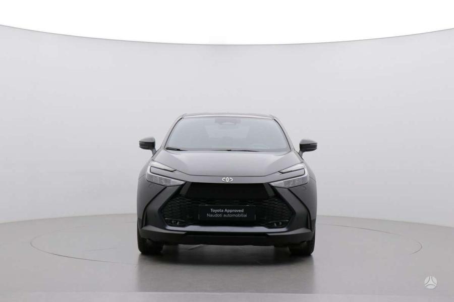 Melns Toyota C-HR 2024 Viļņa, ar dzinēja tilpumu 1.80 L un nobraukumu 33 tūkst. km par 27900 €, foto 7 vietnē AUTOMOTO.COM.LV