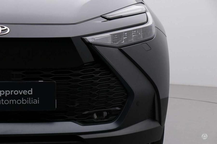 Melns Toyota C-HR 2024 Viļņa, ar dzinēja tilpumu 1.80 L un nobraukumu 33 tūkst. km par 27900 €, foto 21 vietnē AUTOMOTO.COM.LV