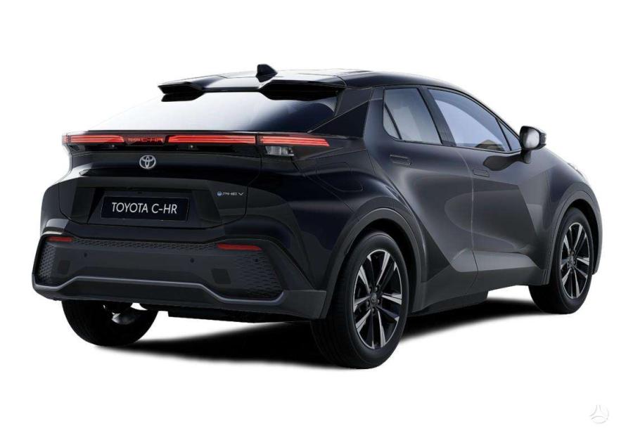 Black Toyota C-HR 2025 in Vilnius, with an engine capacity of 1.99 L and mileage of 1 thousand km for 40250 €, photo 3 on AUTOMOTO.COM.LV