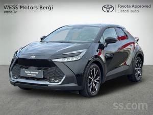Black Toyota C-HR 2025 in Riga, with an engine capacity of 1.80 L and mileage of 24 thousand km for 28490 €, photo  on AUTOMOTO.COM.LV