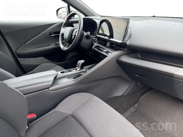 Черный Тойота C-HR 2025 в Рига, объемом двигателя 1.80 л и пробегом 24 тыс. км за 28490 €, фото 6 на AUTOMOTO.COM.LV