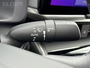 Black Toyota C-HR 2025 in Riga, with an engine capacity of 1.80 L and mileage of 24 thousand km for 28490 €, photo 19 on AUTOMOTO.COM.LV