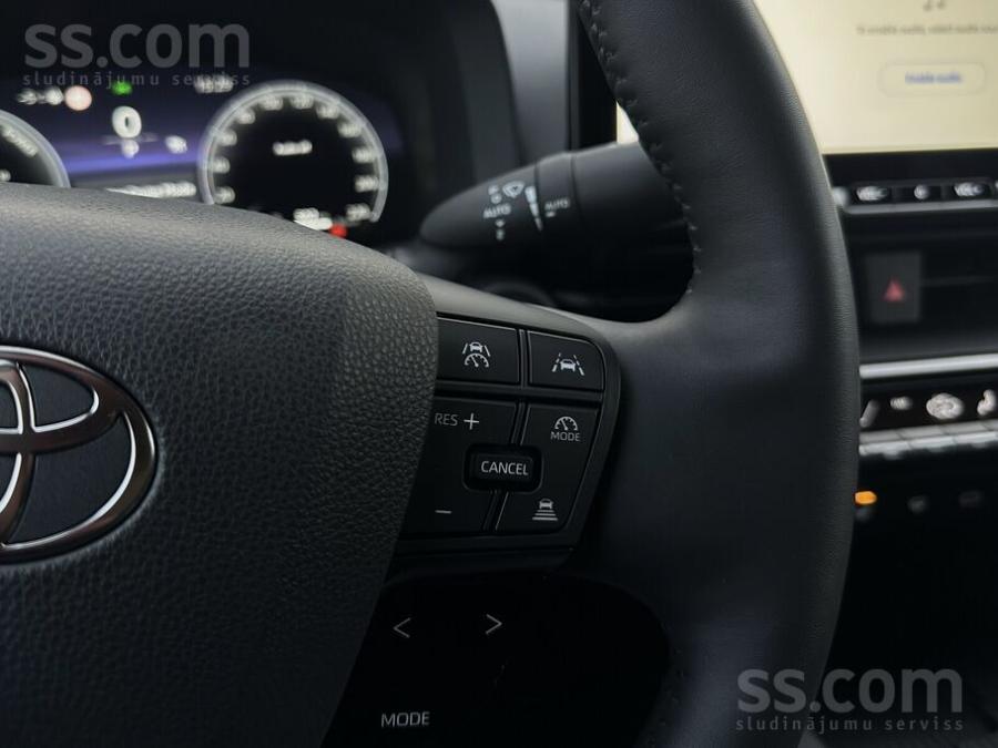 Черный Тойота C-HR 2025 в Рига, объемом двигателя 1.80 л и пробегом 5 тыс. км за 29950 €, фото 14 на AUTOMOTO.COM.LV