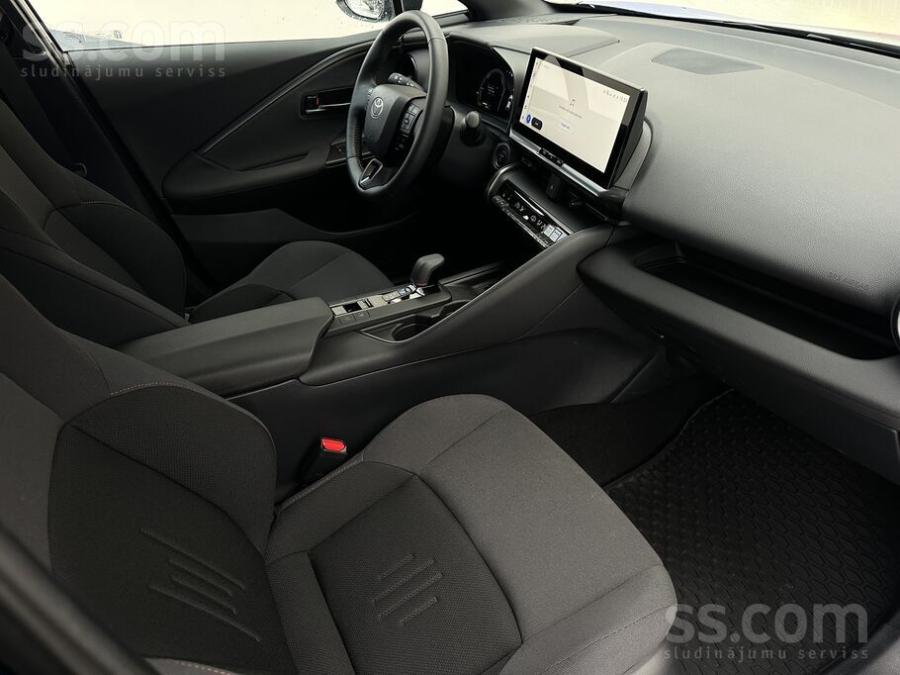 Черный Тойота C-HR 2025 в Рига, объемом двигателя 1.80 л и пробегом 5 тыс. км за 29950 €, фото 21 на AUTOMOTO.COM.LV