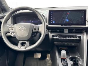 Melns Toyota C-HR 2025 Rīga, ar dzinēja tilpumu 1.80 L un nobraukumu 27 tūkst. km par 28490 €, foto 10 vietnē AUTOMOTO.COM.LV