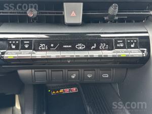 Melns Toyota C-HR 2025 Rīga, ar dzinēja tilpumu 1.80 L un nobraukumu 27 tūkst. km par 28490 €, foto 16 vietnē AUTOMOTO.COM.LV