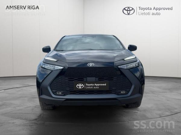 Melns Toyota C-HR 2025 Rīga, ar dzinēja tilpumu 1.80 L un nobraukumu 25 tūkst. km par 27900 €, foto 5 vietnē AUTOMOTO.COM.LV