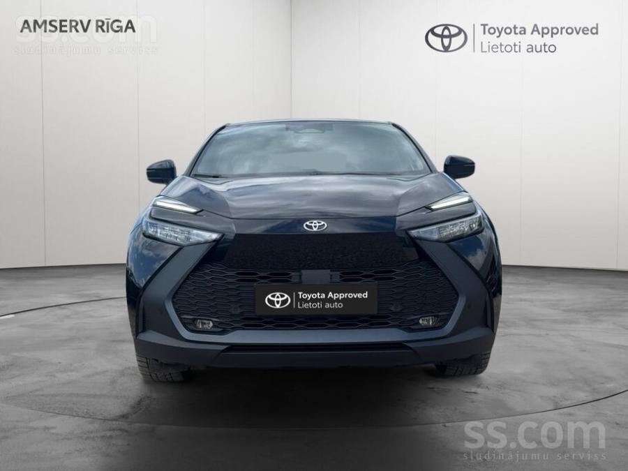 Черный Тойота C-HR 2025 в Рига, объемом двигателя 1.80 л и пробегом 23 тыс. км за 27900 €, фото 6 на AUTOMOTO.COM.LV