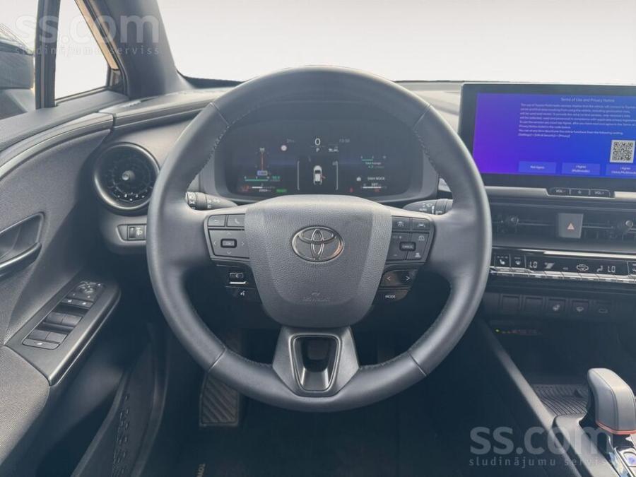 Черный Тойота C-HR 2025 в Рига, объемом двигателя 1.80 л и пробегом 23 тыс. км за 27900 €, фото 10 на AUTOMOTO.COM.LV