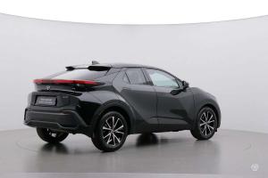 Black Toyota C-HR 2025 in Vilnius, with an engine capacity of 1.80 L and mileage of 24 thousand km for 31900 €, photo 4 on AUTOMOTO.COM.LV