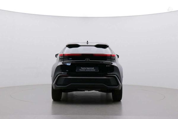 Черный Тойота C-HR 2025 в Вильнюс, объемом двигателя 1.80 л и пробегом 21 тыс. км за 31990 €, фото 6 на AUTOMOTO.COM.LV