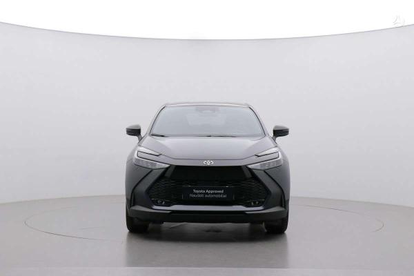Черный Тойота C-HR 2025 в Вильнюс, объемом двигателя 1.80 л и пробегом 21 тыс. км за 31990 €, фото 7 на AUTOMOTO.COM.LV